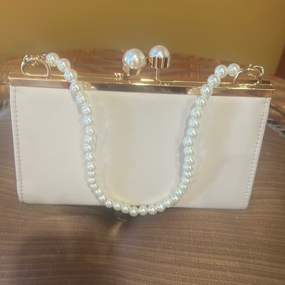 SHEIN | Bags | Beautiful Small Purse In New Condition Pearl Handle In A ...